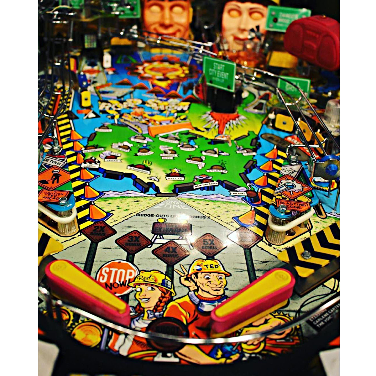 Road Show Pinball Machine - Game Room Planet