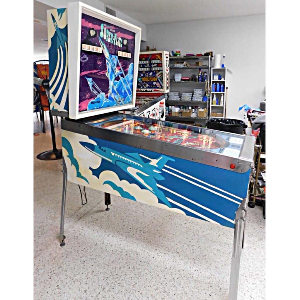 Super-Flite Pinball Machine - Game Room Planet